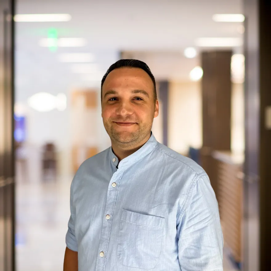 Aufzug Reparatur & Instandsetzung | LUTZ Aufzüge